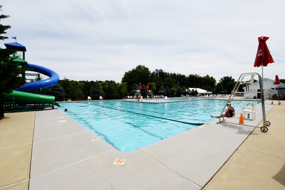 Pool Complex: Cool Off at Your Company Picnic or Event | Frodgebridge